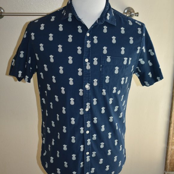 Ricky Singh | Shirts | Mens Denim Flower Ricky Singh Pineapple Print Tshirt Button Shirt Size ...
